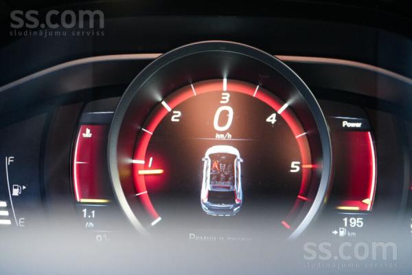 Volvo XC60 2016 Rīga, ar dzinēja tilpumu 2.00 L un nobraukumu 0 tūkst. km par 13490 €, foto 9 vietnē AUTOMOTO.COM.LV