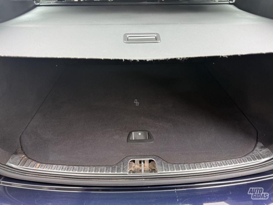 Volvo XC60 2016 in Utena, with an engine capacity of 2.00 L and mileage of 320 thousand km for 10600 €, photo 15 on AUTOMOTO.COM.LV