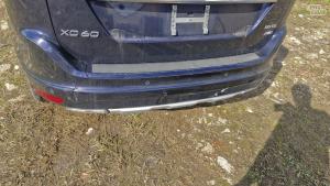 Volvo XC60 2016 in Kaunas, with an engine capacity of 3.00 L and mileage of 339 thousand km for 5000 €, photo 6 on AUTOMOTO.COM.LV