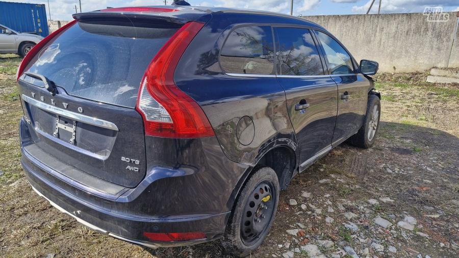 Volvo XC60 2016 in Kaunas, with an engine capacity of 3.00 L and mileage of 339 thousand km for 5000 €, photo 7 on AUTOMOTO.COM.LV