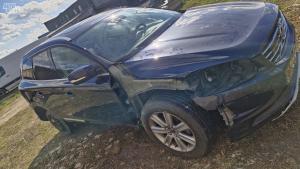 Volvo XC60 2016 in Kaunas, with an engine capacity of 3.00 L and mileage of 339 thousand km for 5000 €, photo 9 on AUTOMOTO.COM.LV