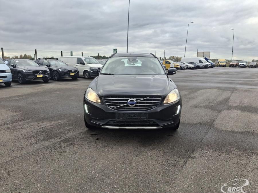 Volvo XC60 2016 in Vilnius, with an engine capacity of 1.97 L and mileage of 263 thousand km for 10900 €, photo 1 on AUTOMOTO.COM.LV