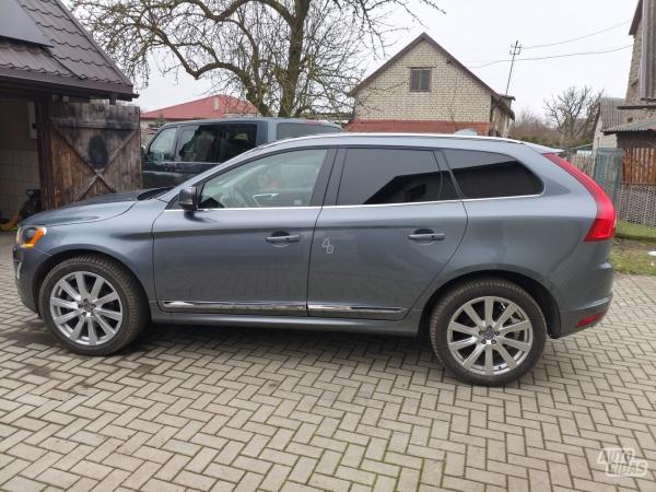 Volvo XC60 2017 Viļņa, ar dzinēja tilpumu 2.00 L un nobraukumu 120 tūkst. km par 12000 €, foto 4 vietnē AUTOMOTO.COM.LV