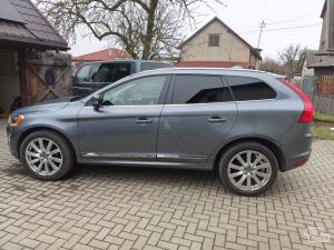 Volvo XC60 2017 Viļņa, ar dzinēja tilpumu 2.00 L un nobraukumu 120 tūkst. km par 12000 €, foto 5 vietnē AUTOMOTO.COM.LV