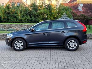 Volvo XC60 2017 in Vilnius, with an engine capacity of 2.00 L and mileage of 259 thousand km for 11999 €, photo 5 on AUTOMOTO.COM.LV