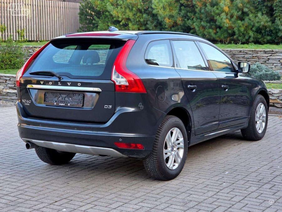 Volvo XC60 2017 in Vilnius, with an engine capacity of 2.00 L and mileage of 259 thousand km for 11999 €, photo 10 on AUTOMOTO.COM.LV
