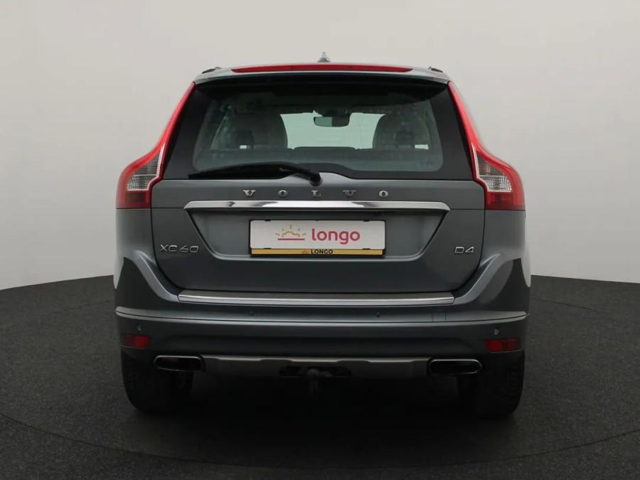 Volvo XC60 2017 in Vilnius, with an engine capacity of 2.00 L and mileage of 190 thousand km for 17799 €, photo 6 on AUTOMOTO.COM.LV