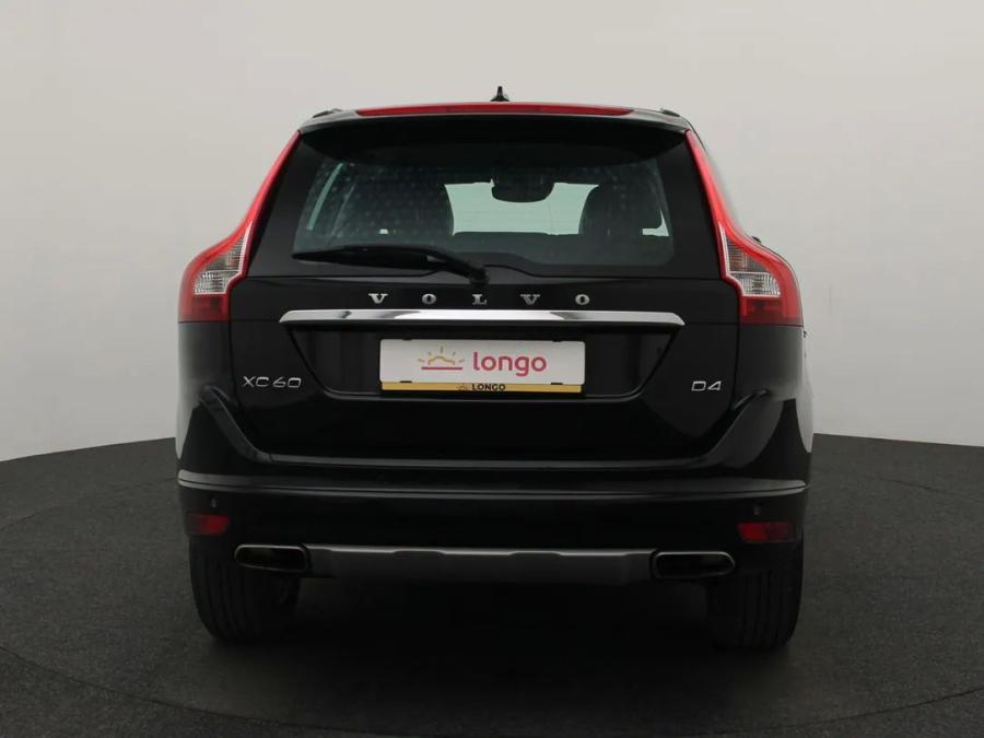 Volvo XC60 2017 in Vilnius, with an engine capacity of 2.00 L and mileage of 207 thousand km for 16899 €, photo 6 on AUTOMOTO.COM.LV
