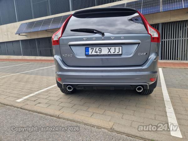 Volvo XC60 2017 in Tallinn, with an engine capacity of 2.40 L and mileage of 200 thousand km for 16499 €, photo 4 on AUTOMOTO.COM.LV