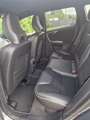 Volvo XC60 2017 in Tallinn, with an engine capacity of 2.40 L and mileage of 200 thousand km for 16499 €, photo 10 on AUTOMOTO.COM.LV