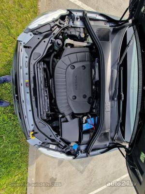 Volvo XC60 2017 in Tallinn, with an engine capacity of 2.40 L and mileage of 200 thousand km for 16499 €, photo 17 on AUTOMOTO.COM.LV