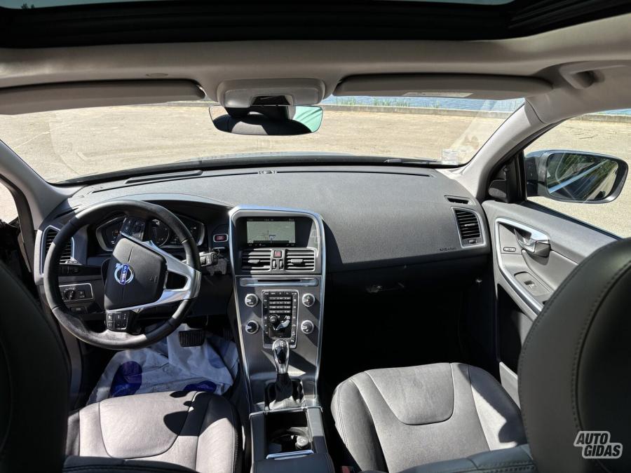 Volvo XC60 2017 in Taurage, with an engine capacity of 2.00 L and mileage of 310 thousand km for 13000 €, photo 9 on AUTOMOTO.COM.LV