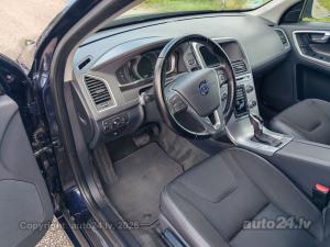 Volvo XC60 2017 in Tallinn, with an engine capacity of 2.40 L and mileage of 170 thousand km for 14999 €, photo 11 on AUTOMOTO.COM.LV