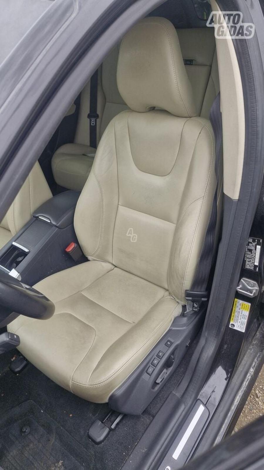 Volvo XC60 2017 in Kaunas, with an engine capacity of 2.00 L and mileage of 278 thousand km for 5600 €, photo 10 on AUTOMOTO.COM.LV
