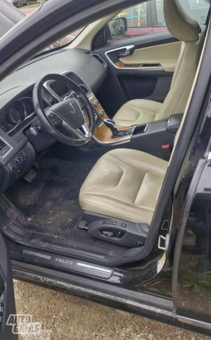 Volvo XC60 2017 in Kaunas, with an engine capacity of 2.00 L and mileage of 278 thousand km for 5600 €, photo 11 on AUTOMOTO.COM.LV