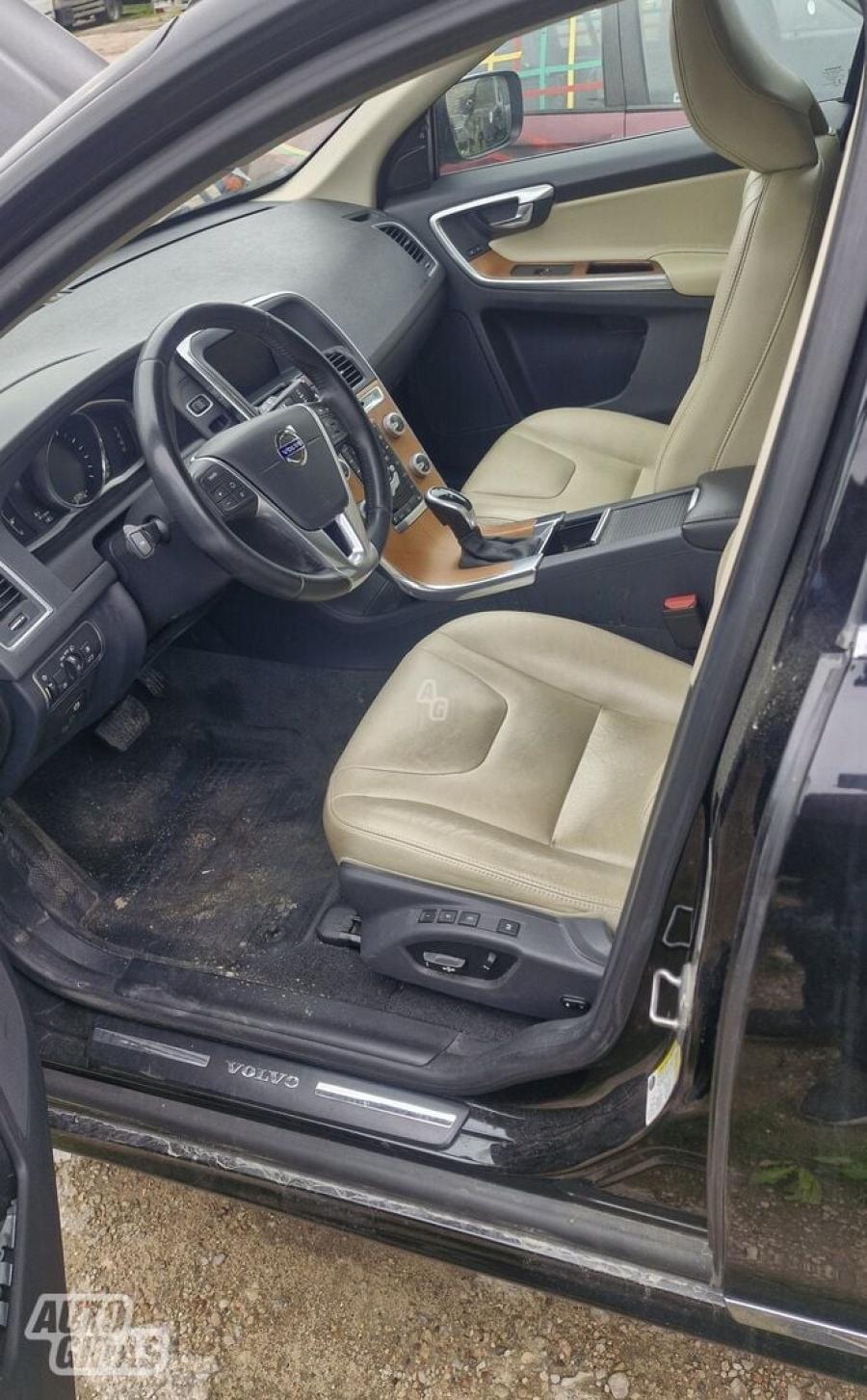 Volvo XC60 2017 in Kaunas, with an engine capacity of 2.00 L and mileage of 278 thousand km for 5600 €, photo 11 on AUTOMOTO.COM.LV