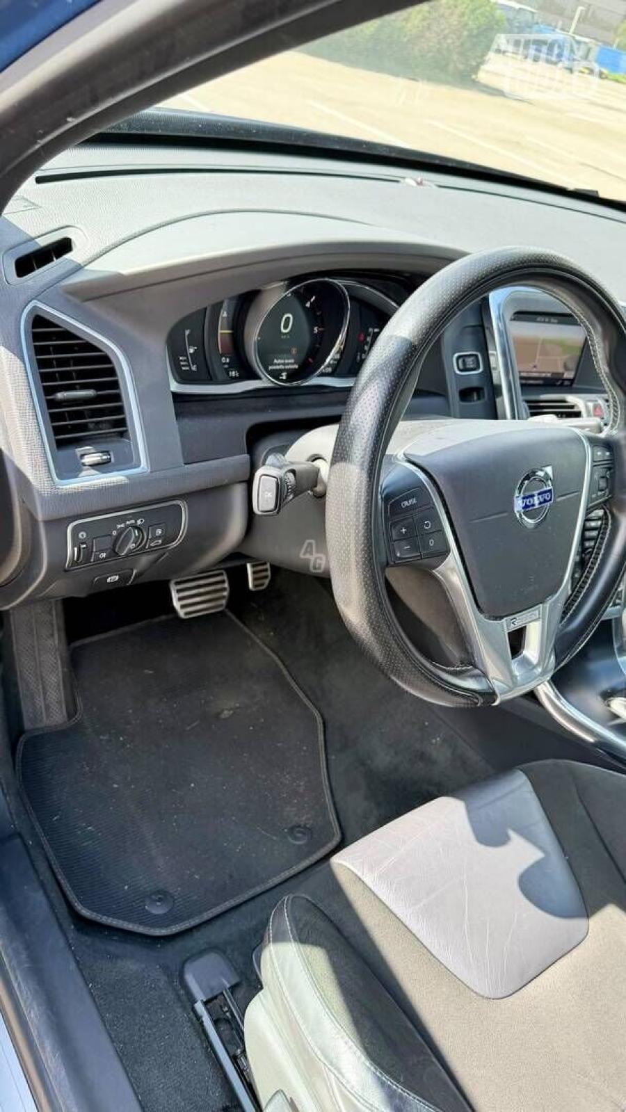 Volvo XC60 2017 Šauļi, ar dzinēja tilpumu 2.40 L un nobraukumu 311 tūkst. km par 12800 €, foto 11 vietnē AUTOMOTO.COM.LV