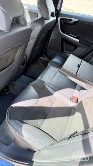 Volvo XC60 2017 Šauļi, ar dzinēja tilpumu 2.40 L un nobraukumu 311 tūkst. km par 12800 €, foto 14 vietnē AUTOMOTO.COM.LV