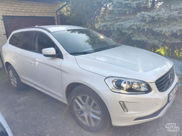 Volvo XC60 2017 in Kaunas, with an engine capacity of 2.00 L and mileage of 266 thousand km for 12500 €, photo 3 on AUTOMOTO.COM.LV