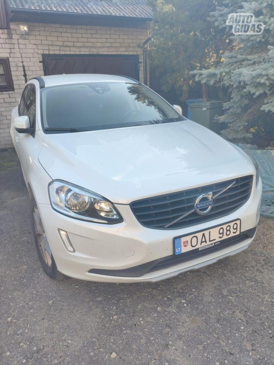 Volvo XC60 2017 in Kaunas, with an engine capacity of 2.00 L and mileage of 266 thousand km for 12500 €, photo 4 on AUTOMOTO.COM.LV