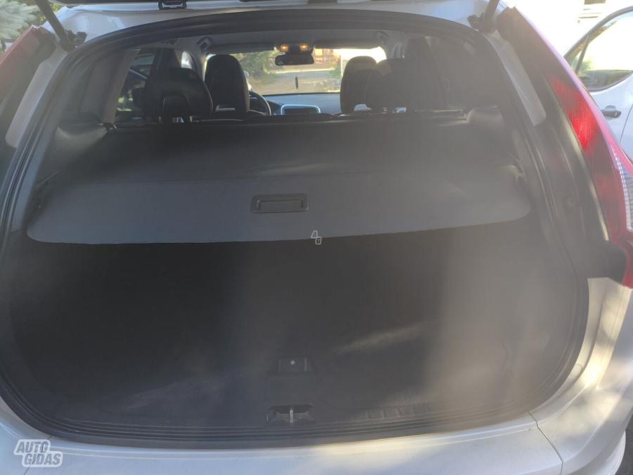 Volvo XC60 2017 in Kaunas, with an engine capacity of 2.00 L and mileage of 266 thousand km for 12500 €, photo 7 on AUTOMOTO.COM.LV