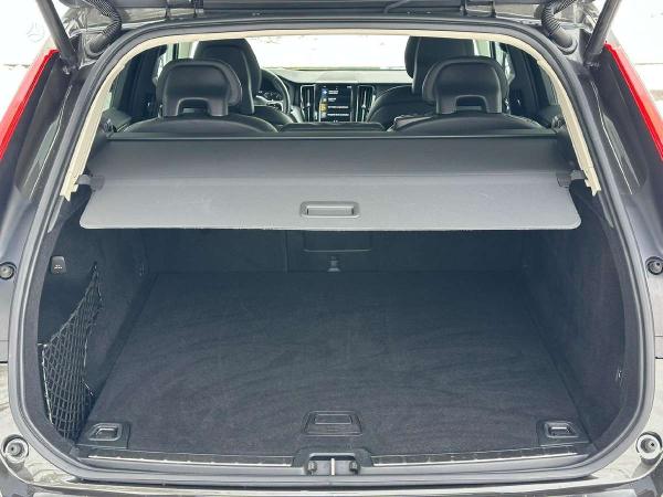 Volvo XC60 2018 Kauņa, ar dzinēja tilpumu 1.97 L un nobraukumu 128 tūkst. km par 23950 €, foto 11 vietnē AUTOMOTO.COM.LV