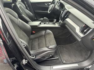 Volvo XC60 2018 in Vilnius, with an engine capacity of 2.00 L and mileage of 199 thousand km for 22450 €, photo 5 on AUTOMOTO.COM.LV