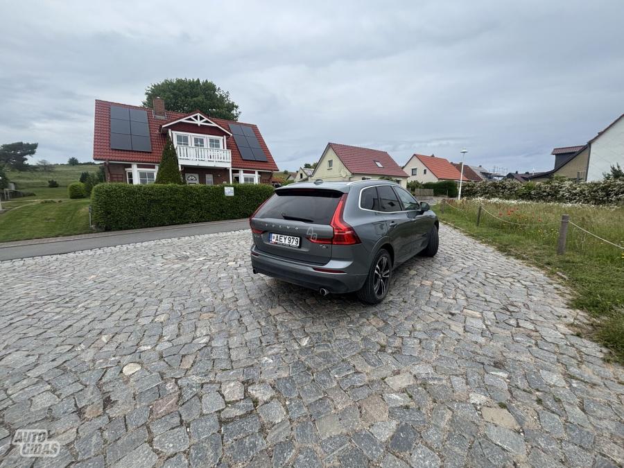 Volvo XC60 2018 in Vilnius, with an engine capacity of 2.00 L and mileage of 216 thousand km for 17100 €, photo 8 on AUTOMOTO.COM.LV