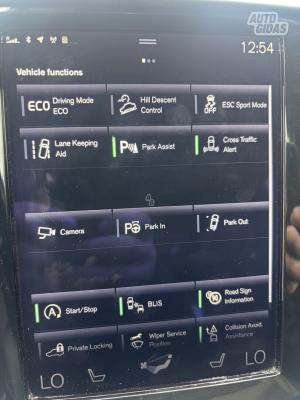 Volvo XC60 2018 in Vilnius, with an engine capacity of 2.00 L and mileage of 216 thousand km for 17100 €, photo 13 on AUTOMOTO.COM.LV