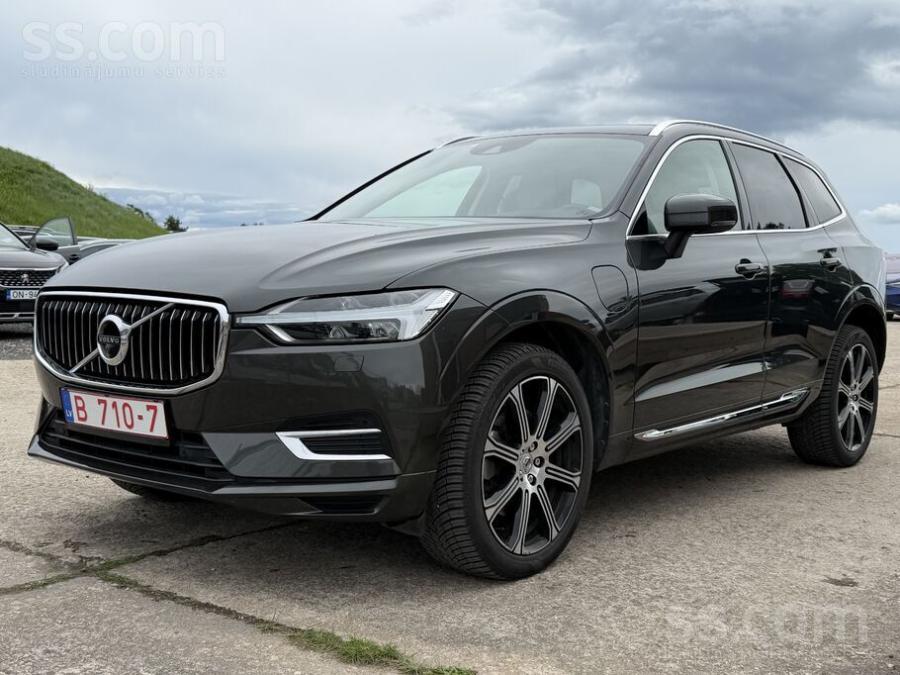 Volvo XC60 2018 in Riga, with an engine capacity of 2.00 L and mileage of 176 thousand km for 24500 €, photo 4 on AUTOMOTO.COM.LV