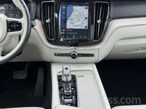 Volvo XC60 2018 in Riga, with an engine capacity of 2.00 L and mileage of 176 thousand km for 24500 €, photo 9 on AUTOMOTO.COM.LV