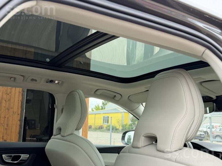 Volvo XC60 2018 in Riga, with an engine capacity of 2.00 L and mileage of 176 thousand km for 24500 €, photo 18 on AUTOMOTO.COM.LV