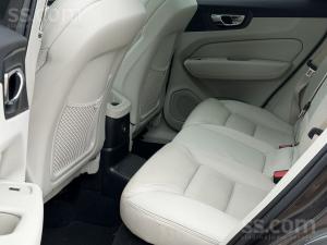 Volvo XC60 2018 in Riga, with an engine capacity of 2.00 L and mileage of 176 thousand km for 24500 €, photo 19 on AUTOMOTO.COM.LV