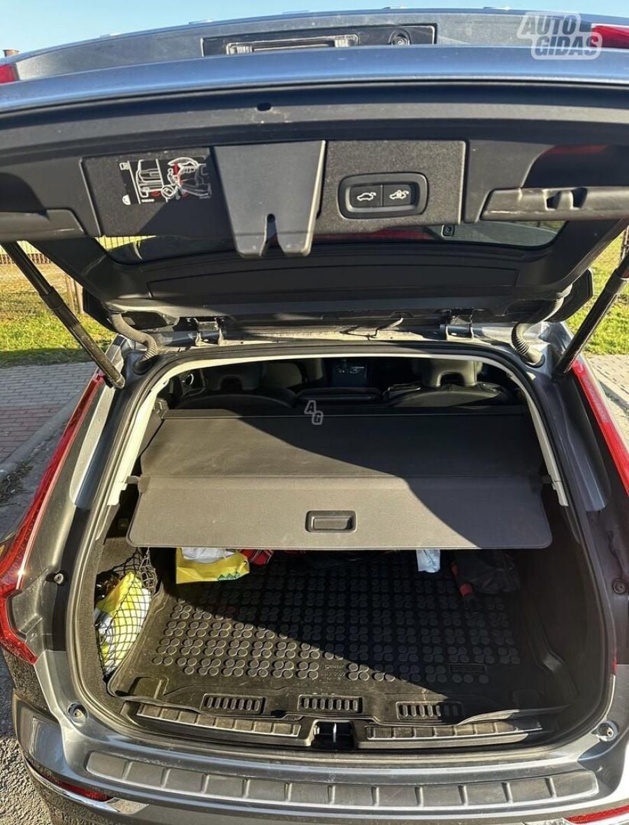 Volvo XC60 2018 in Silute, with an engine capacity of 2.00 L and mileage of 325 thousand km for 22200 €, photo 9 on AUTOMOTO.COM.LV
