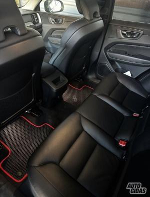 Volvo XC60 2018 in Silute, with an engine capacity of 2.00 L and mileage of 325 thousand km for 22200 €, photo 10 on AUTOMOTO.COM.LV
