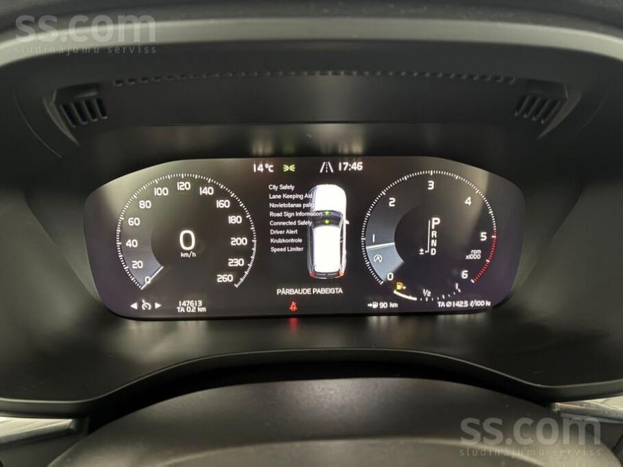 Volvo XC60 2018 in Riga, with an engine capacity of 2.00 L and mileage of 148 thousand km for 22490 €, photo 11 on AUTOMOTO.COM.LV