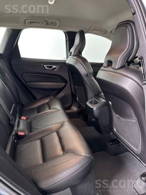 Volvo XC60 2018 in Riga, with an engine capacity of 2.00 L and mileage of 148 thousand km for 22490 €, photo 18 on AUTOMOTO.COM.LV