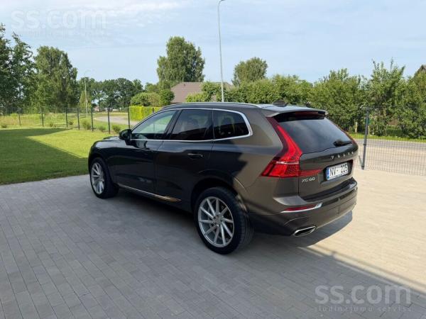 Volvo XC60 2018 in Aizkraukle, with an engine capacity of 2.00 L and mileage of 243 thousand km for 21800 €, photo 3 on AUTOMOTO.COM.LV