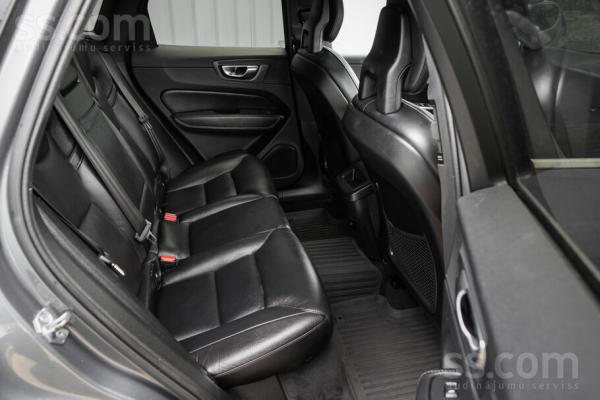 Volvo XC60 2018 in Ogre, with an engine capacity of 2.00 L and mileage of 211 thousand km for 20500 €, photo 9 on AUTOMOTO.COM.LV