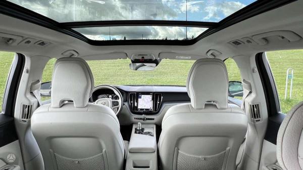 Volvo XC60 2018 Viļņa, ar dzinēja tilpumu 1.97 L un nobraukumu 192 tūkst. km par 22900 €, foto 8 vietnē AUTOMOTO.COM.LV