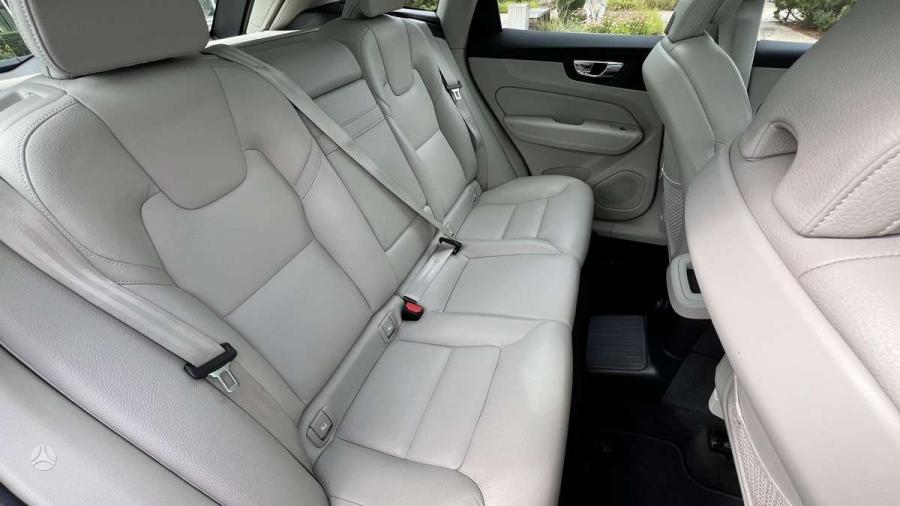 Volvo XC60 2018 Viļņa, ar dzinēja tilpumu 1.97 L un nobraukumu 192 tūkst. km par 22900 €, foto 15 vietnē AUTOMOTO.COM.LV