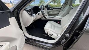 Volvo XC60 2018 Viļņa, ar dzinēja tilpumu 1.97 L un nobraukumu 192 tūkst. km par 22900 €, foto 16 vietnē AUTOMOTO.COM.LV