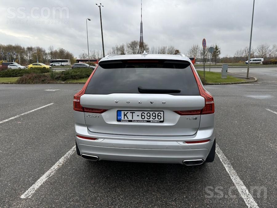 Volvo XC60 2019 Rīga, ar dzinēja tilpumu 2.00 L un nobraukumu 122 tūkst. km par 29500 €, foto 4 vietnē AUTOMOTO.COM.LV