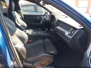 Volvo XC60 2019 in Klaipeda, with an engine capacity of 0.00 L and mileage of 0 thousand km for 17425 €, photo 5 on AUTOMOTO.COM.LV