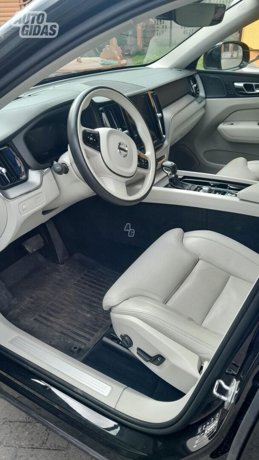 Volvo XC60 2019 Akmenė, ar dzinēja tilpumu 2.00 L un nobraukumu 140 tūkst. km par 25500 €, foto 3 vietnē AUTOMOTO.COM.LV