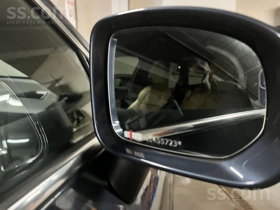 Volvo XC60 2019 Rīga, ar dzinēja tilpumu 2.00 L un nobraukumu 155 tūkst. km par 26350 €, foto 5 vietnē AUTOMOTO.COM.LV