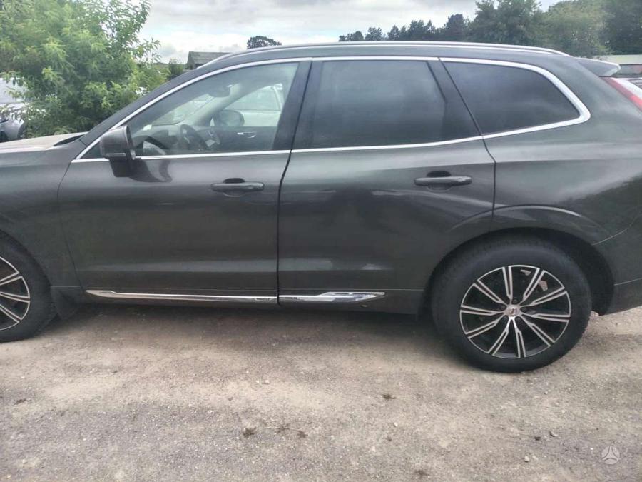 Volvo XC60 2019 Viļņa, ar dzinēja tilpumu 1.97 L un nobraukumu 236 tūkst. km par 20990 €, foto 4 vietnē AUTOMOTO.COM.LV