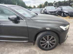Volvo XC60 2019 Viļņa, ar dzinēja tilpumu 1.97 L un nobraukumu 236 tūkst. km par 20990 €, foto 5 vietnē AUTOMOTO.COM.LV