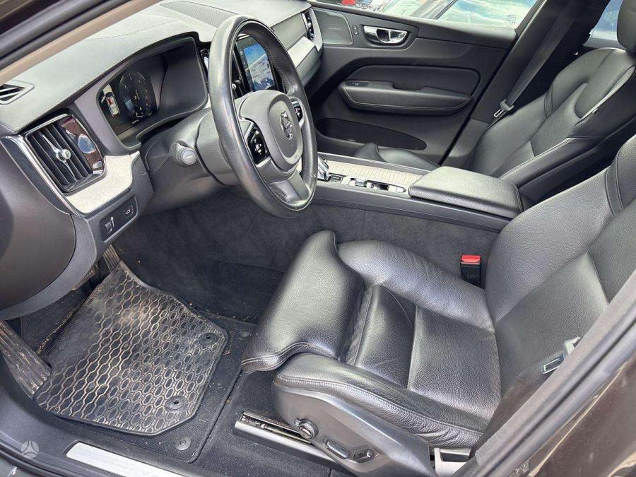 Volvo XC60 2019 Viļņa, ar dzinēja tilpumu 1.97 L un nobraukumu 236 tūkst. km par 20990 €, foto 14 vietnē AUTOMOTO.COM.LV