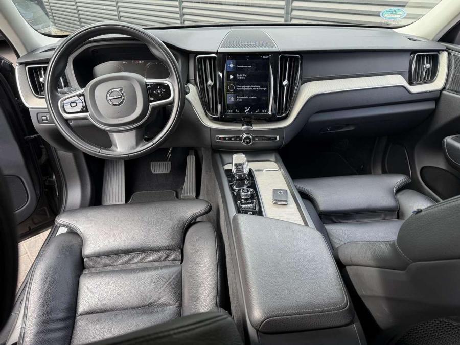 Volvo XC60 2019 in Vilnius, with an engine capacity of 1.97 L and mileage of 236 thousand km for 20990 €, photo 11 on AUTOMOTO.COM.LV